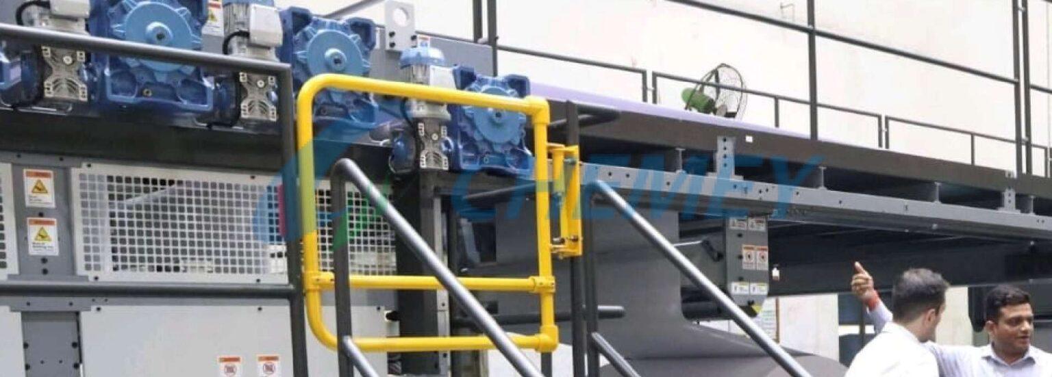 Self-Closing Safety Gates for Industrial Use | Chemey